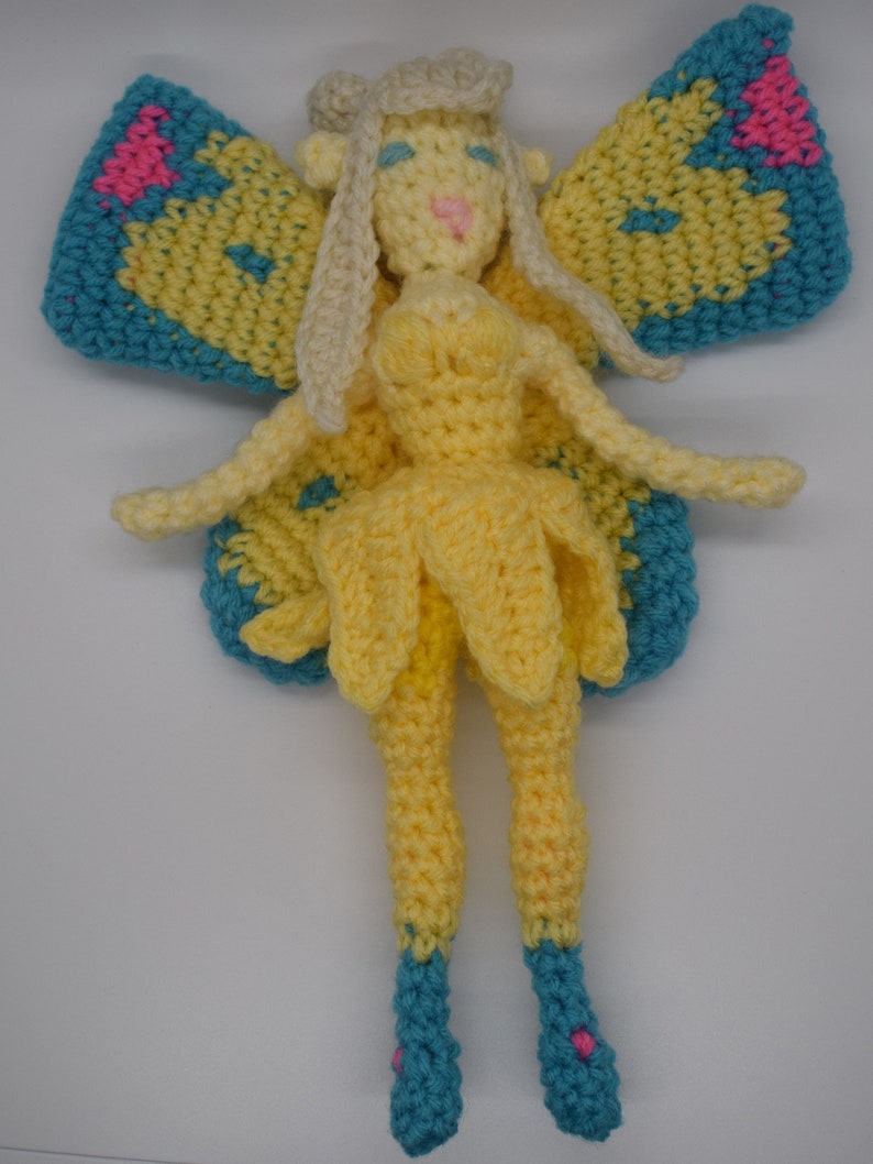 Scholar Fairies Seleneeos From Final Fantasy Xiv Etsy