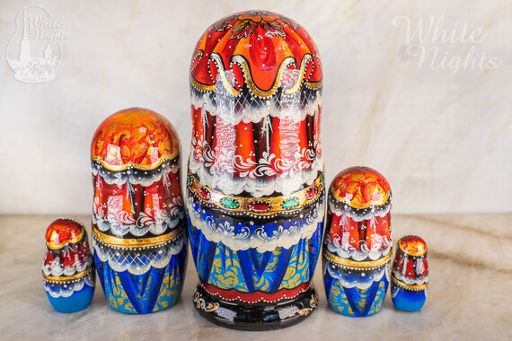 Dolls Green Stacking dolls Matryoshka dolls Winter Babushka doll Troika ...