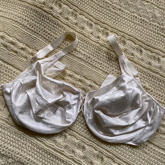 vintage plus size white - Gem