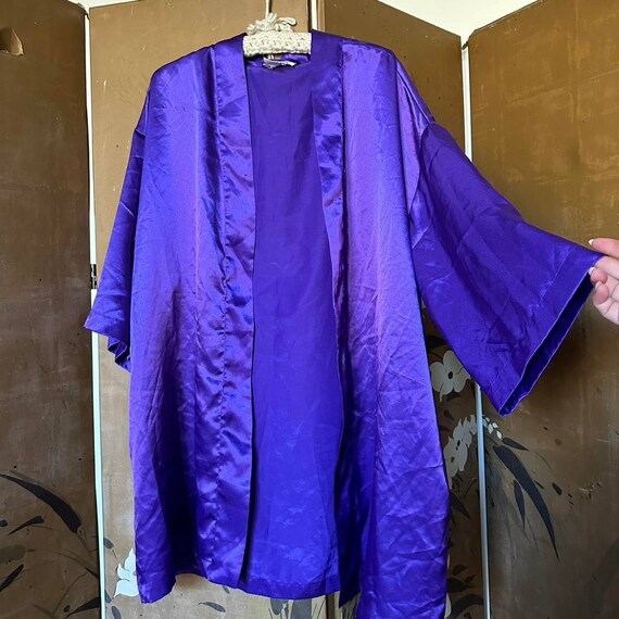 Vintage Fredericks of Hollywood Purple Satin Robe (Si… - Gem