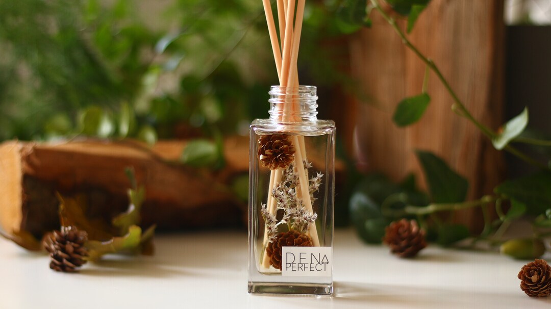 CHRISTMAS PINE Reed Diffuser Festive Diffuser Natural Home Fragrance ...