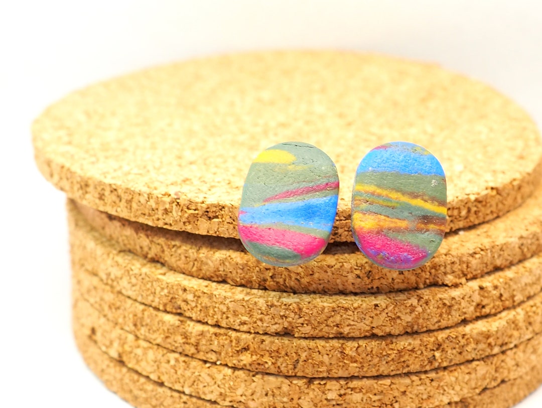 Blended Striped Leather Effect Polymer Clay Pill / Stadium Stud ...