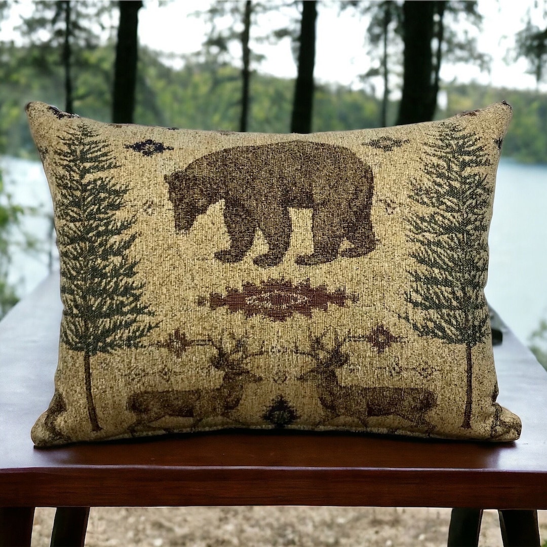 SMALL ACCENT PILLOWS, Cabin Pillows, Bear Pillows, Wildlife Pillows ...