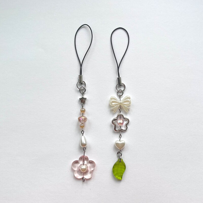 Aesthetic Keychain Custom - Etsy