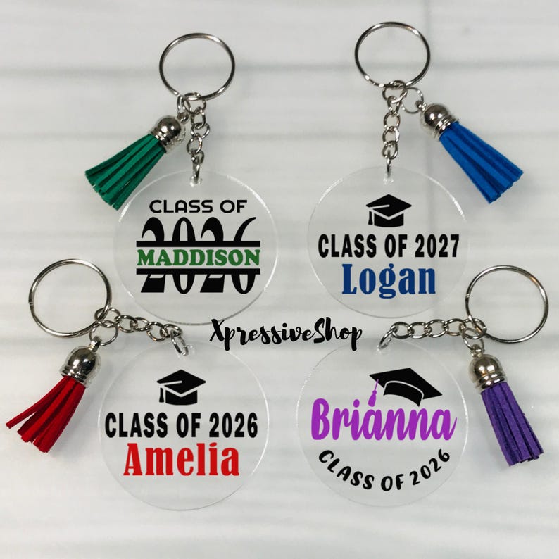 Personalized 2026 Graduate Keychain: Acrylic Senior Graduation Cap Gift ...