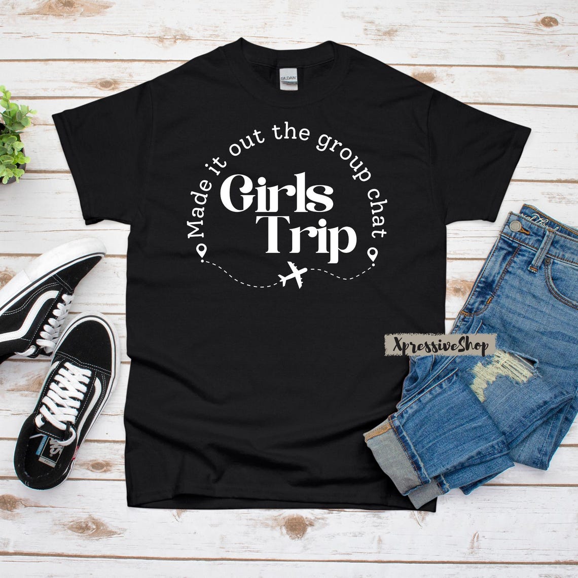 Girls Trip Made It Out Group Chat Shirt: Friends Vacation Getaway ...