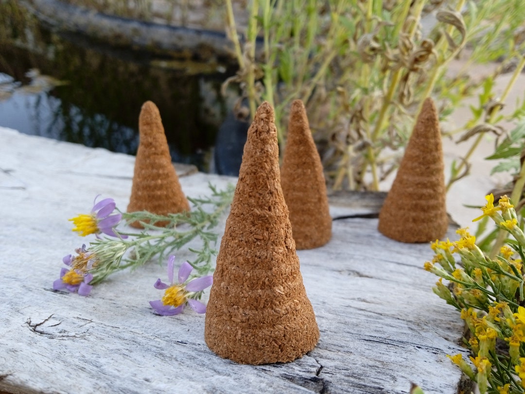 Cedar Incense Cones | Large Incense Cones | Cedarwood Cones | 8 Cones ...