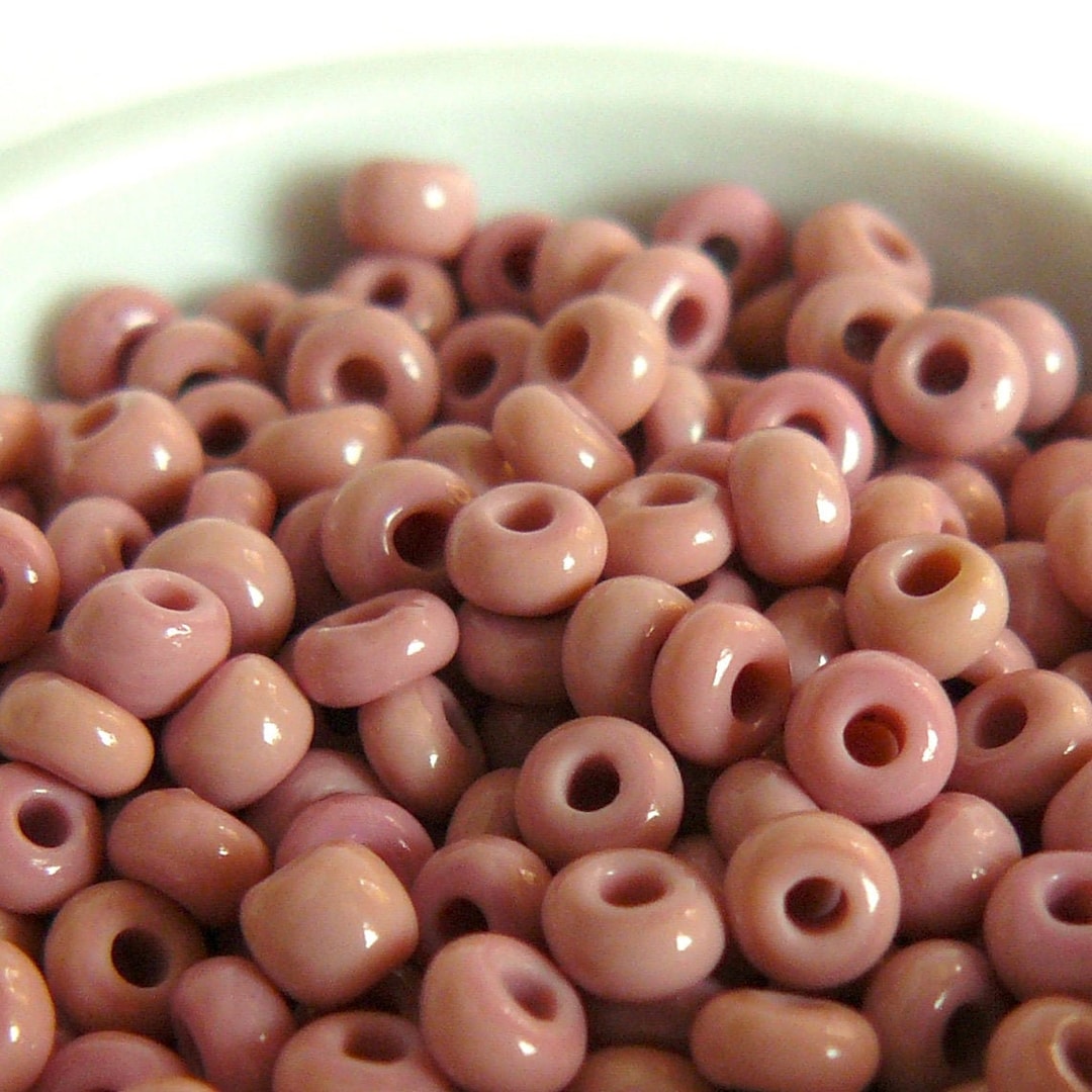 CHEYENNE PINK RARE Colorfast Vintage Czech Size 7/0 Undyed - Etsy