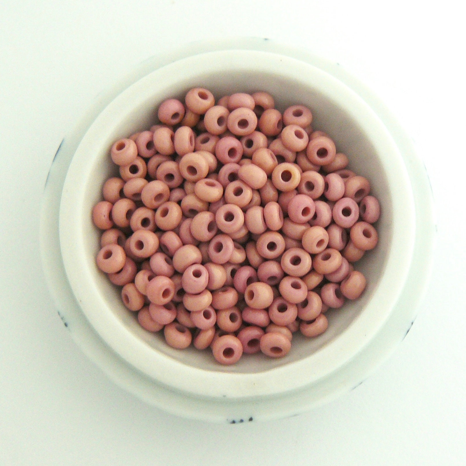 CHEYENNE PINK RARE Colorfast Vintage Czech Size 7/0 Undyed | Etsy