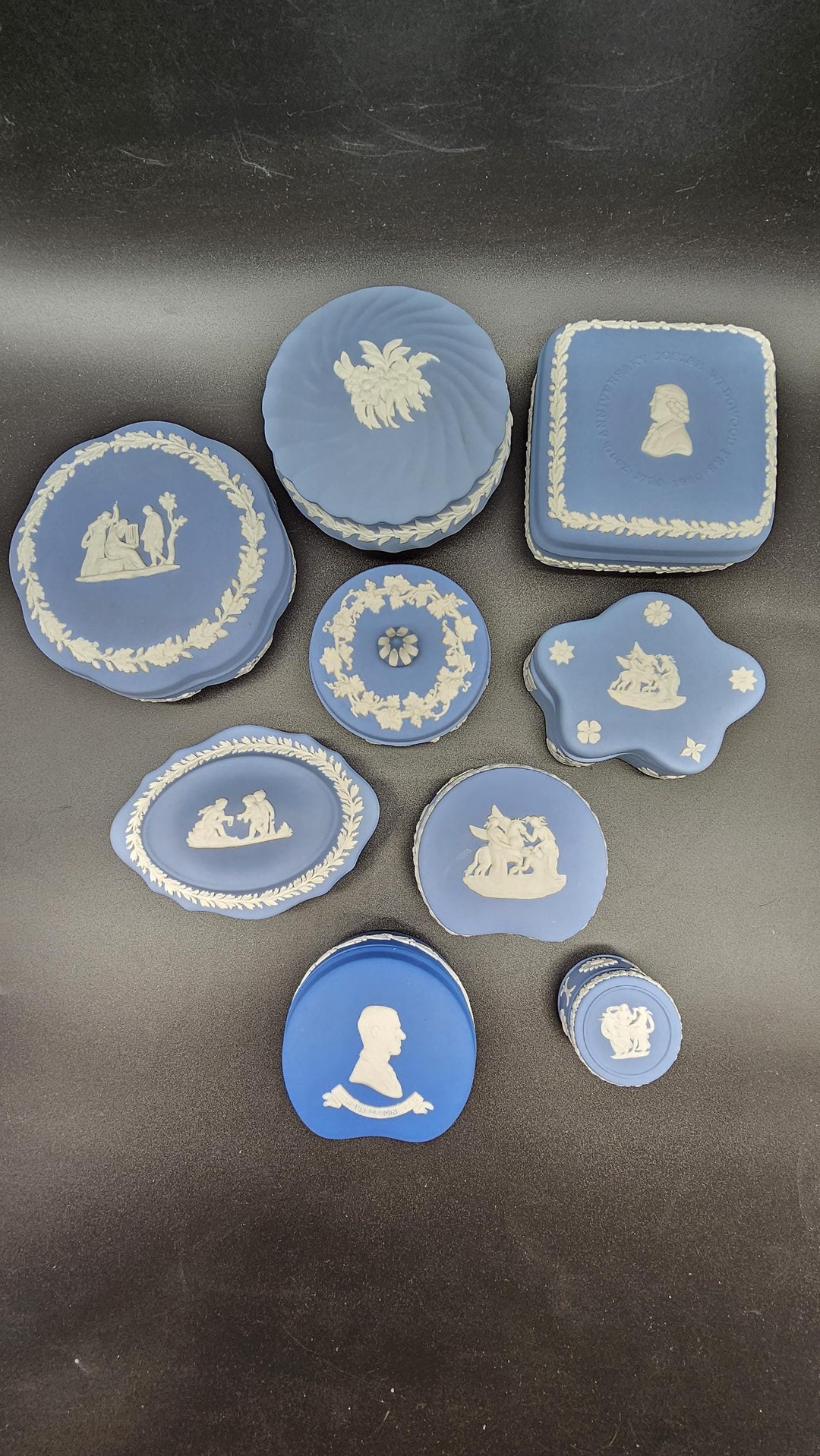 Vintage Wedgwood Blue Jasperware Neoclassical Trinket Boxes Pill Boxes ...