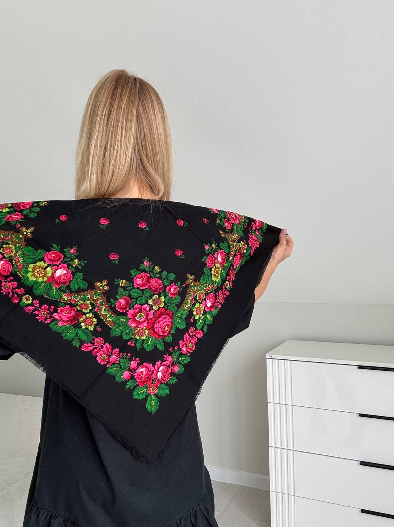 Vintage Black Floral Scarf – Retro Headscarf – Elegant Botanical Print ...