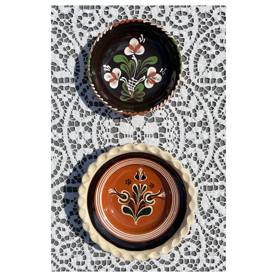 Vintage Hungarian Folk Wall Plates / 2 Piece Set of Rare Wall Decor - Etsy