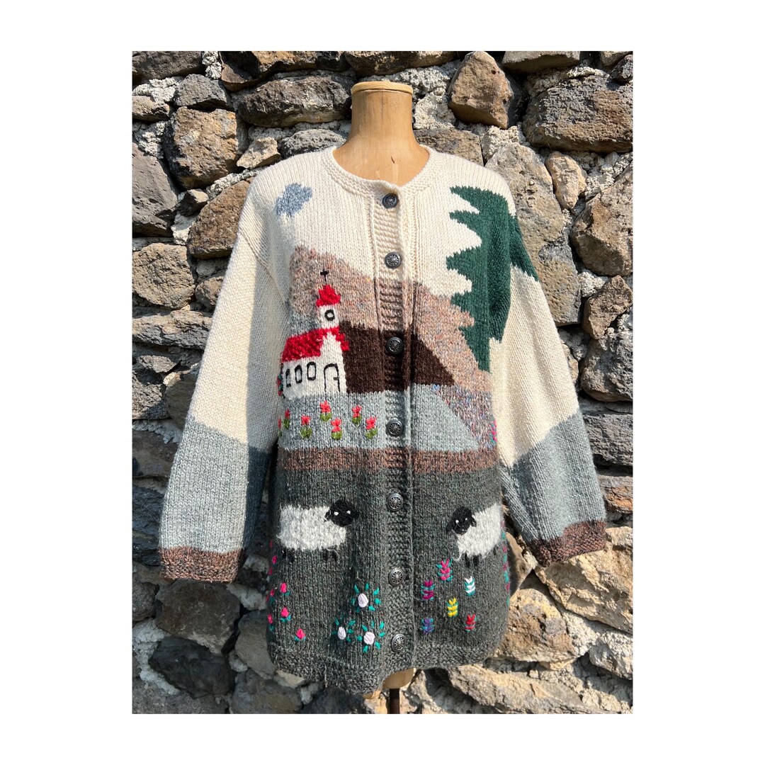 Oversized Novelty Vintage Village Scenery Patterned Handknitted ...