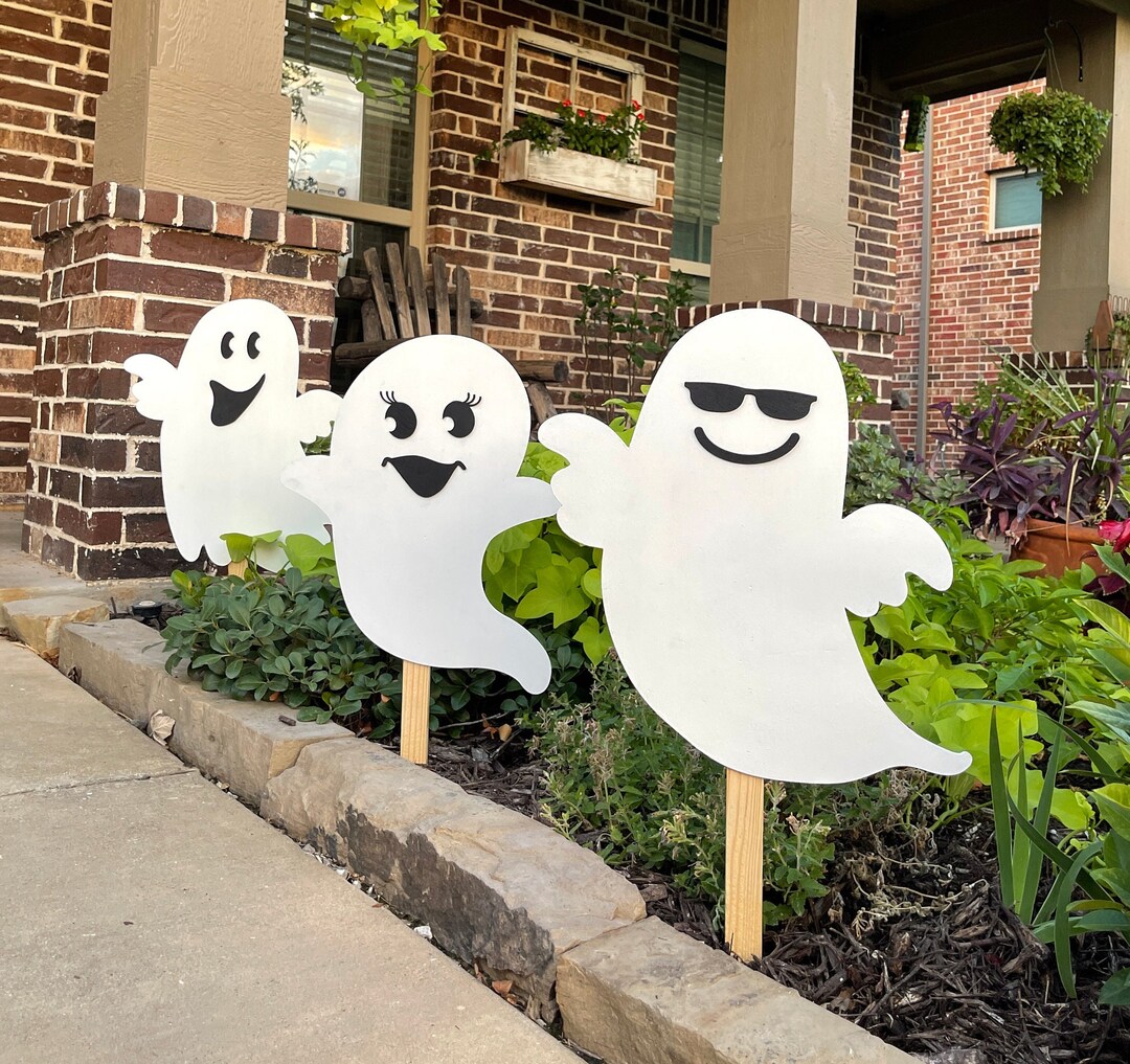 Ghost Yard Art Fall and Halloween Decorations - Etsy