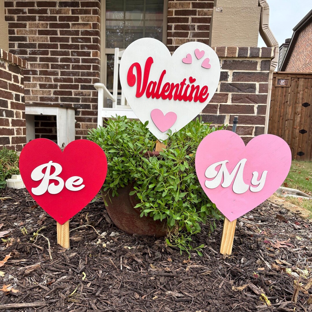 Hand-painted Valentine's Day Heart Yard Art - 3-piece Set - Etsy