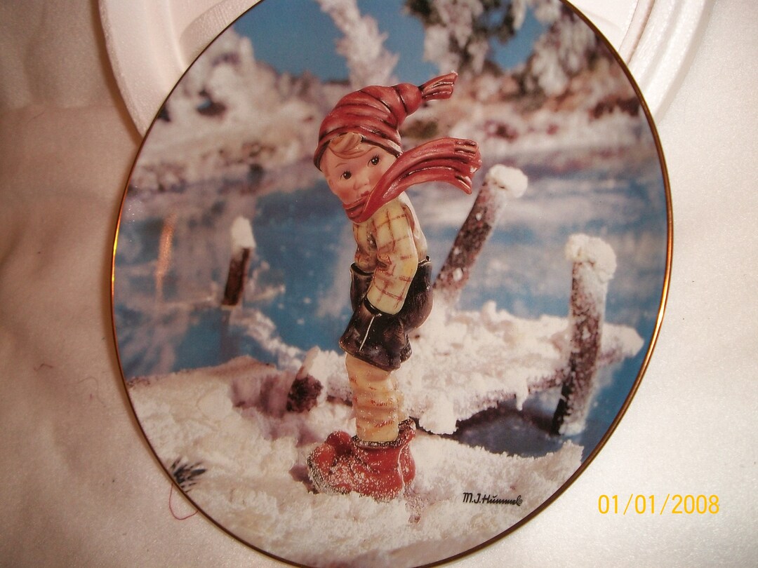 VINTAGE Rare Hummel Calendar Plate January, WY8158 Year's First Snow, 8 ...