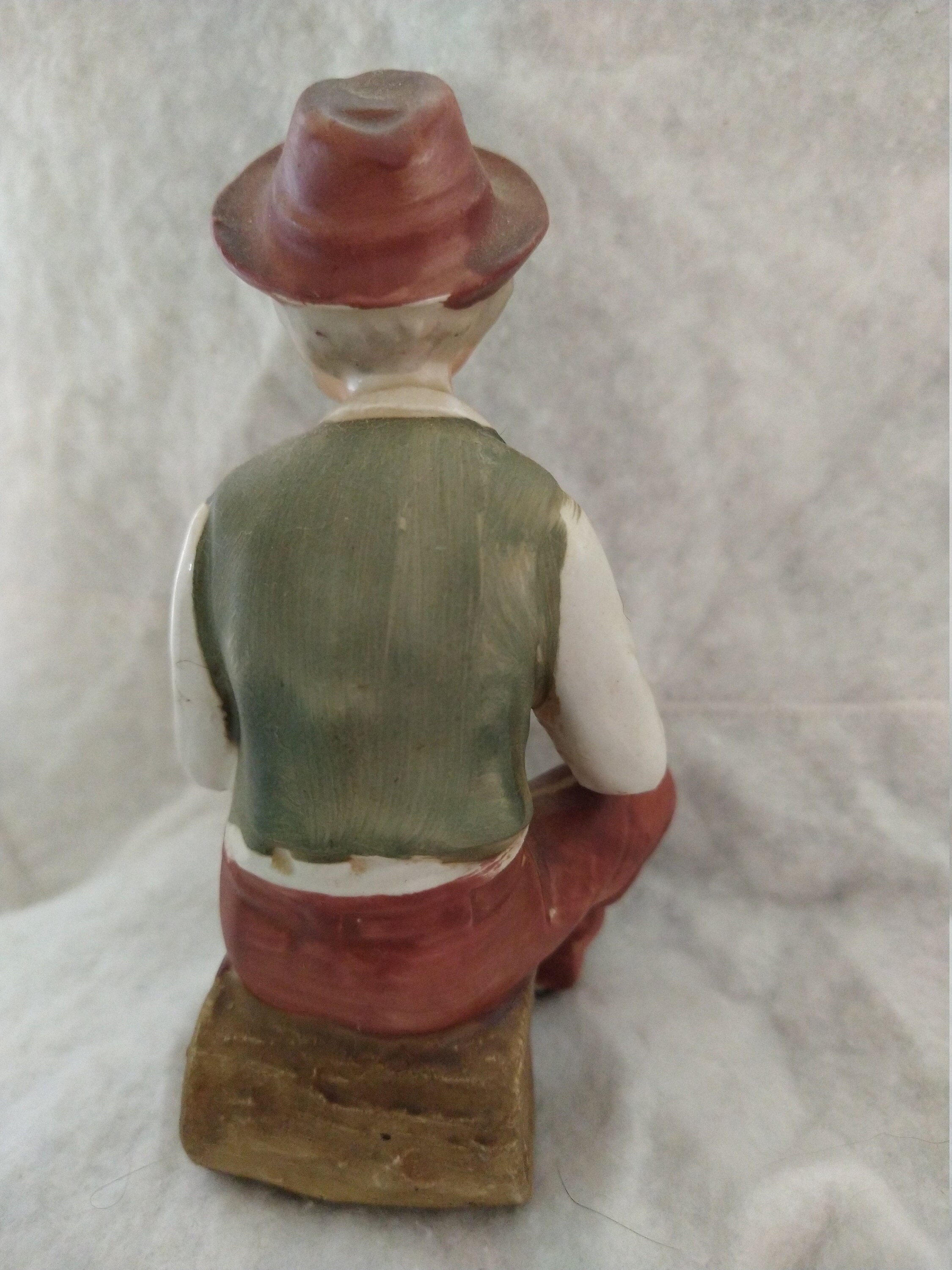 VINTAGE Rare - Old Man Sitting on Log Reading Paper Homco? C-1910 ...