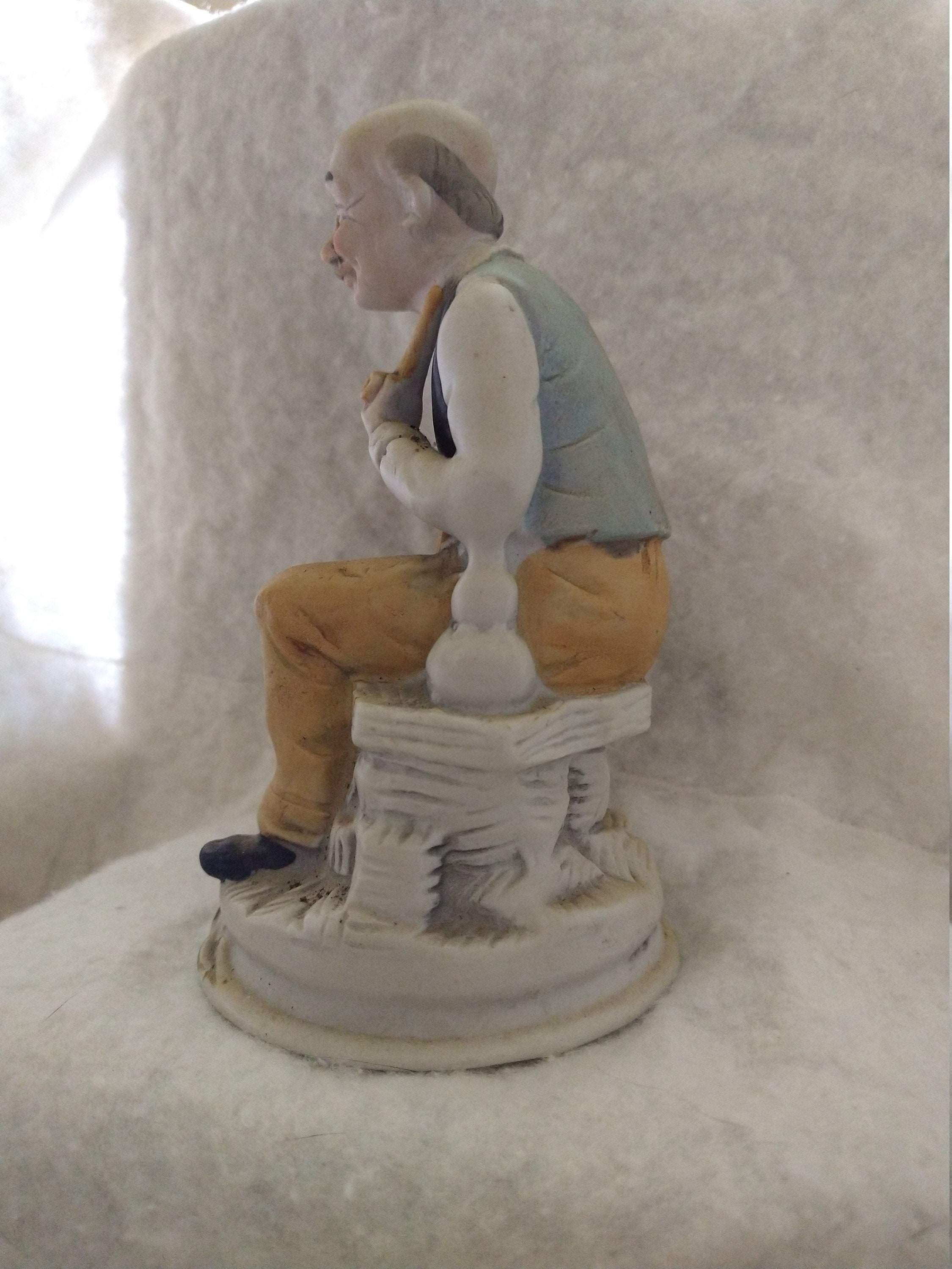 VINTAGE Rare Old Man Sitting on Bench With Cane/pipe Homco Hummel LIKE ...