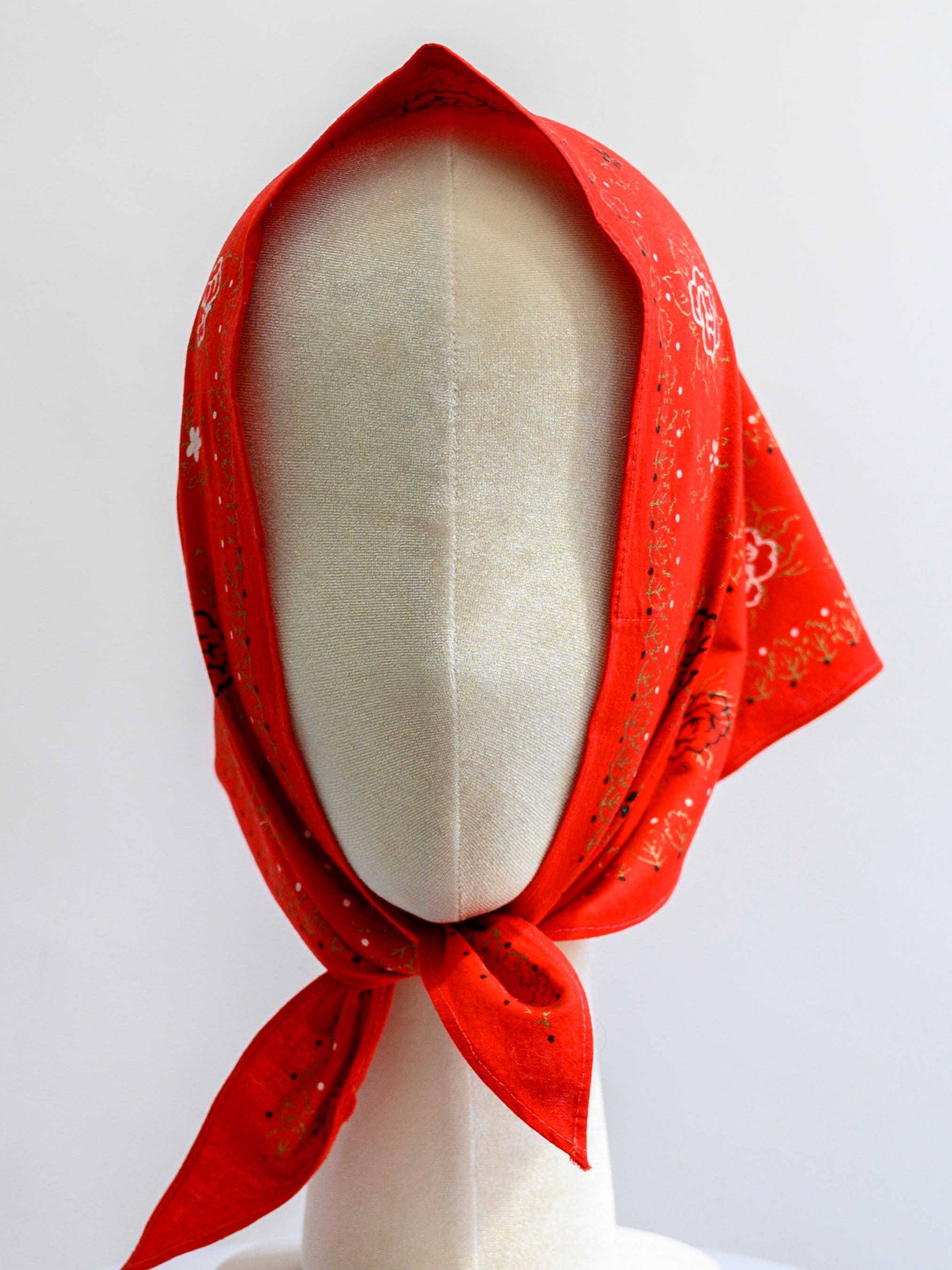 Exceptional Vintage Cotton Triangle Headscarf From the 1960s in Red ...