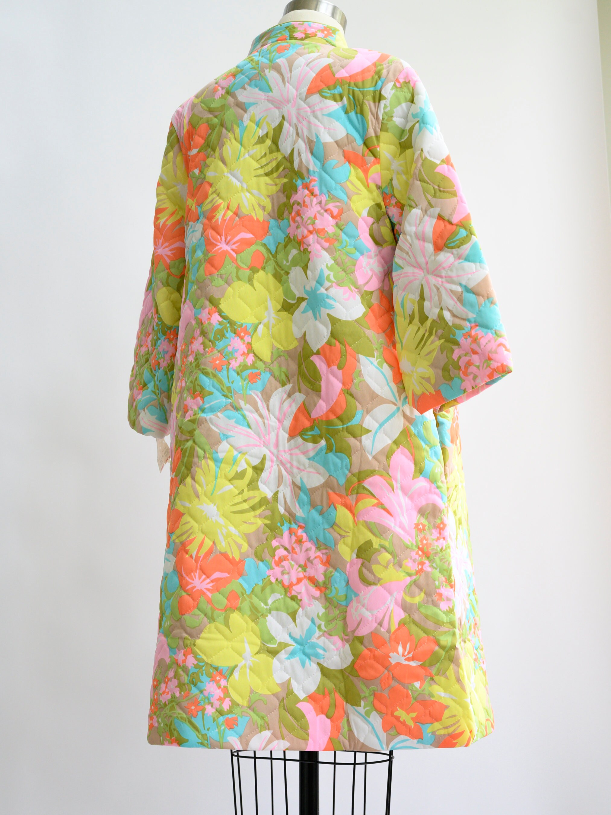 NOSWT! Vintage Lorraine Bright Floral Quilted House Coat From the 1970s ...