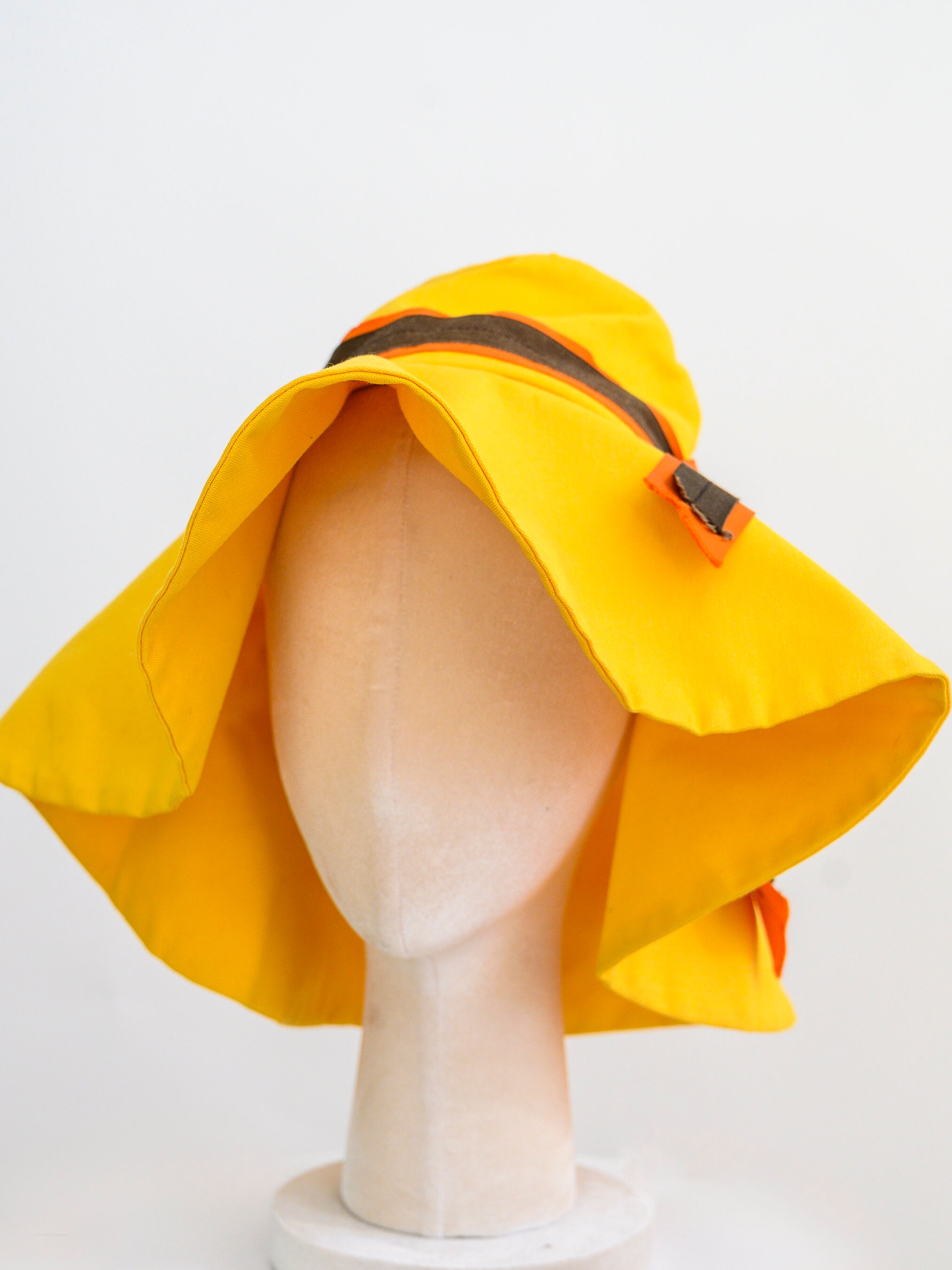 Retro, Preppy Sun Hat From the 1970s. Canvas Beach Hat Like Mrs ...