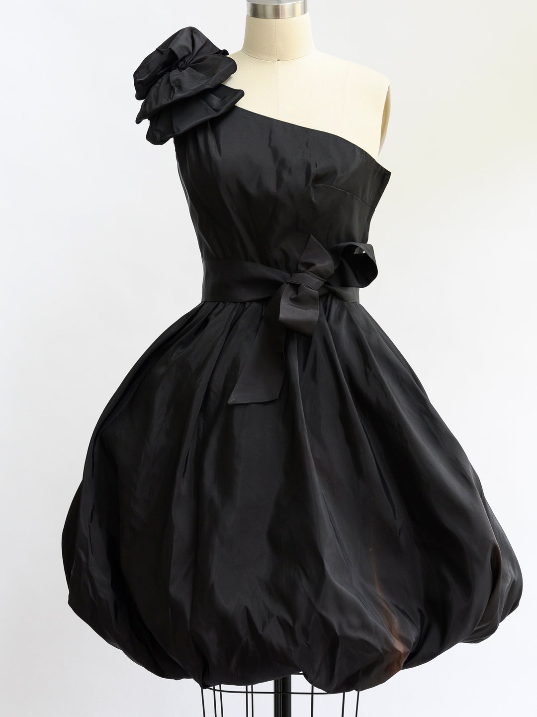 Exceptional Vintage Bubble Dress From the 1950s, Black Full Circle ...