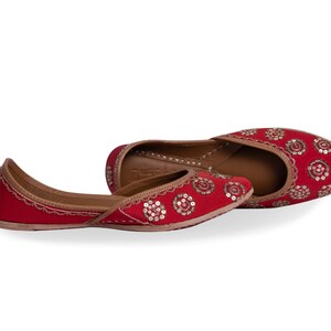 Red Ladies Designer Sequins Punjabi Jutti, Khussa, Mojari, Bridal ...