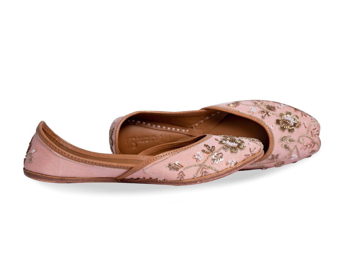 Pastel Pink Punjabi Womens Jutti With Zardozi, Khussa, Mojari, Bridal ...