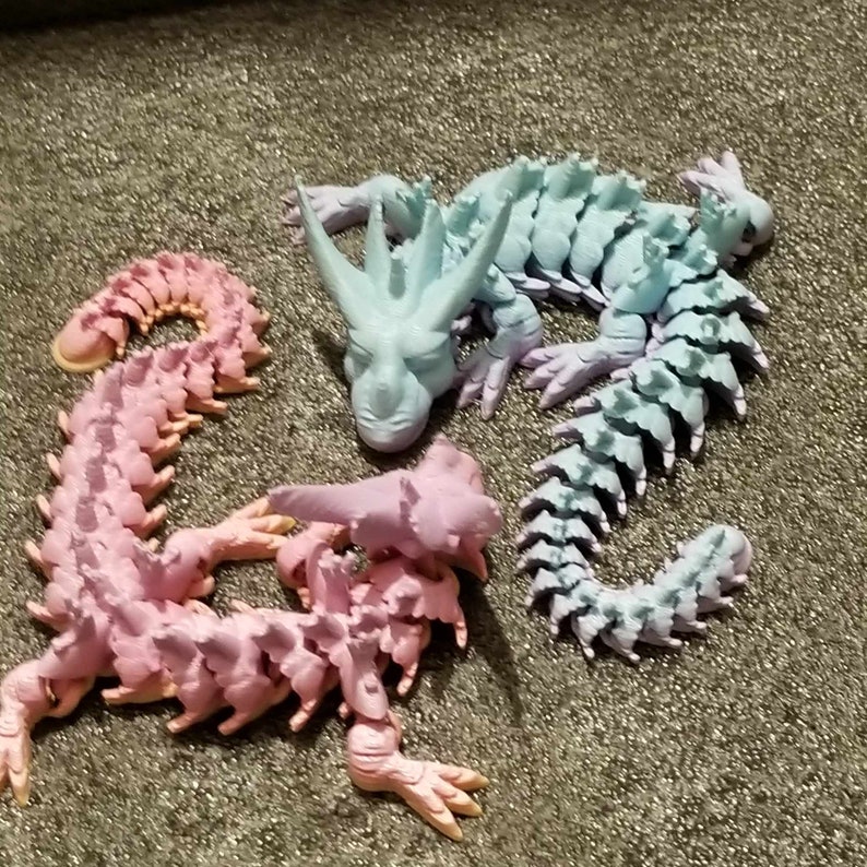 Dragon articulé avec colonne vertébrale à cornes conçu par Shakaworld3D ...