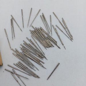 Vintage Singer Sewing Machine Oil 39 Cent Tin Can Advertising and ...