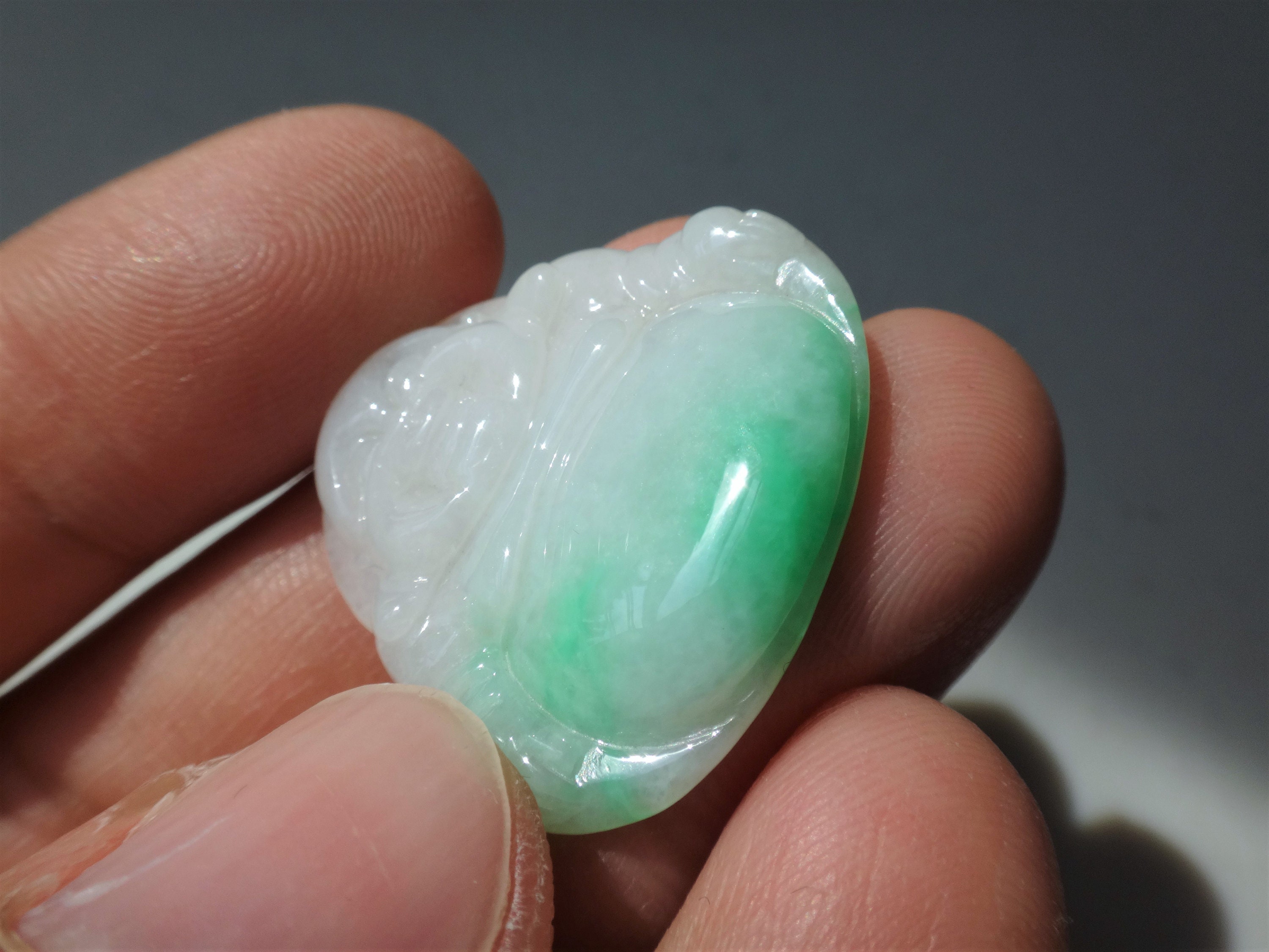 Naturale genuino A Giadeite Giada Bianca Floral Verde Felice Buddha ...