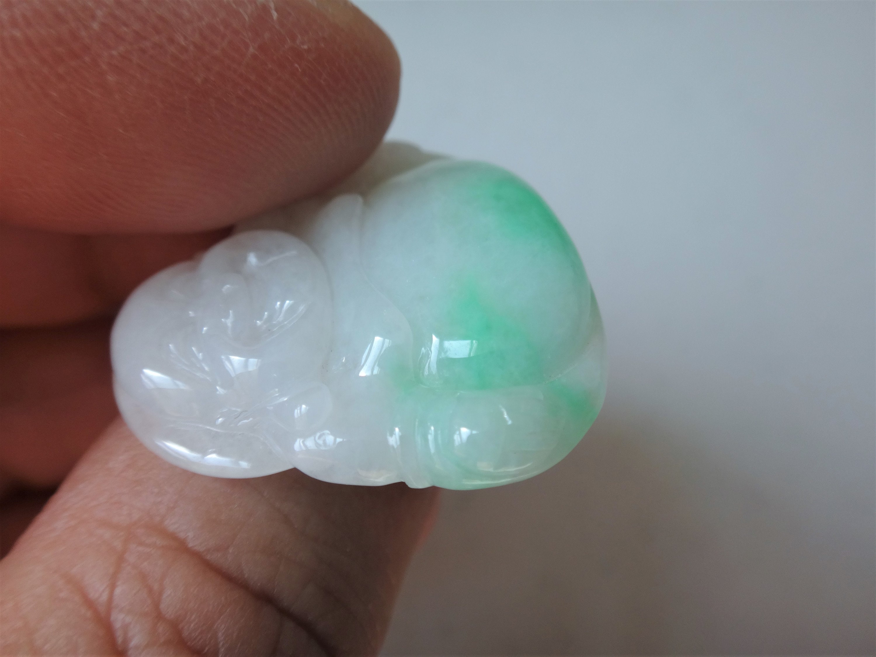 Naturale genuino A Giadeite Giada Bianca Floral Verde Felice Buddha ...