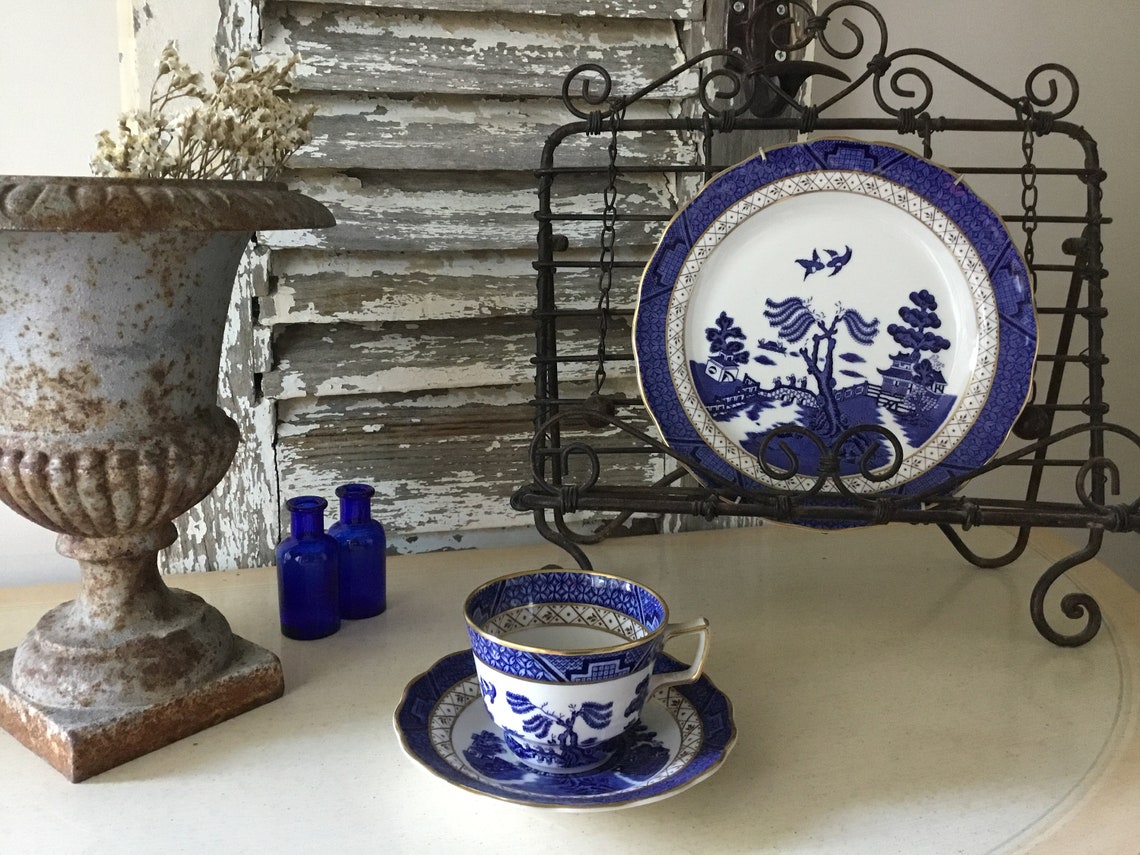 Booths Real Old Willow China Cup, Saucer and Plate Set: Blue Willow ...