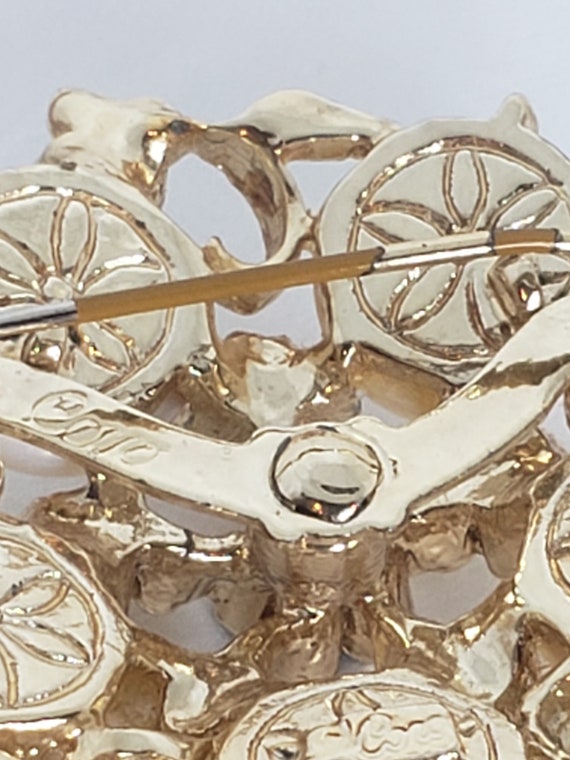 Vintage Midcentury Coro Layered Dimensional MOP Flora… - Gem