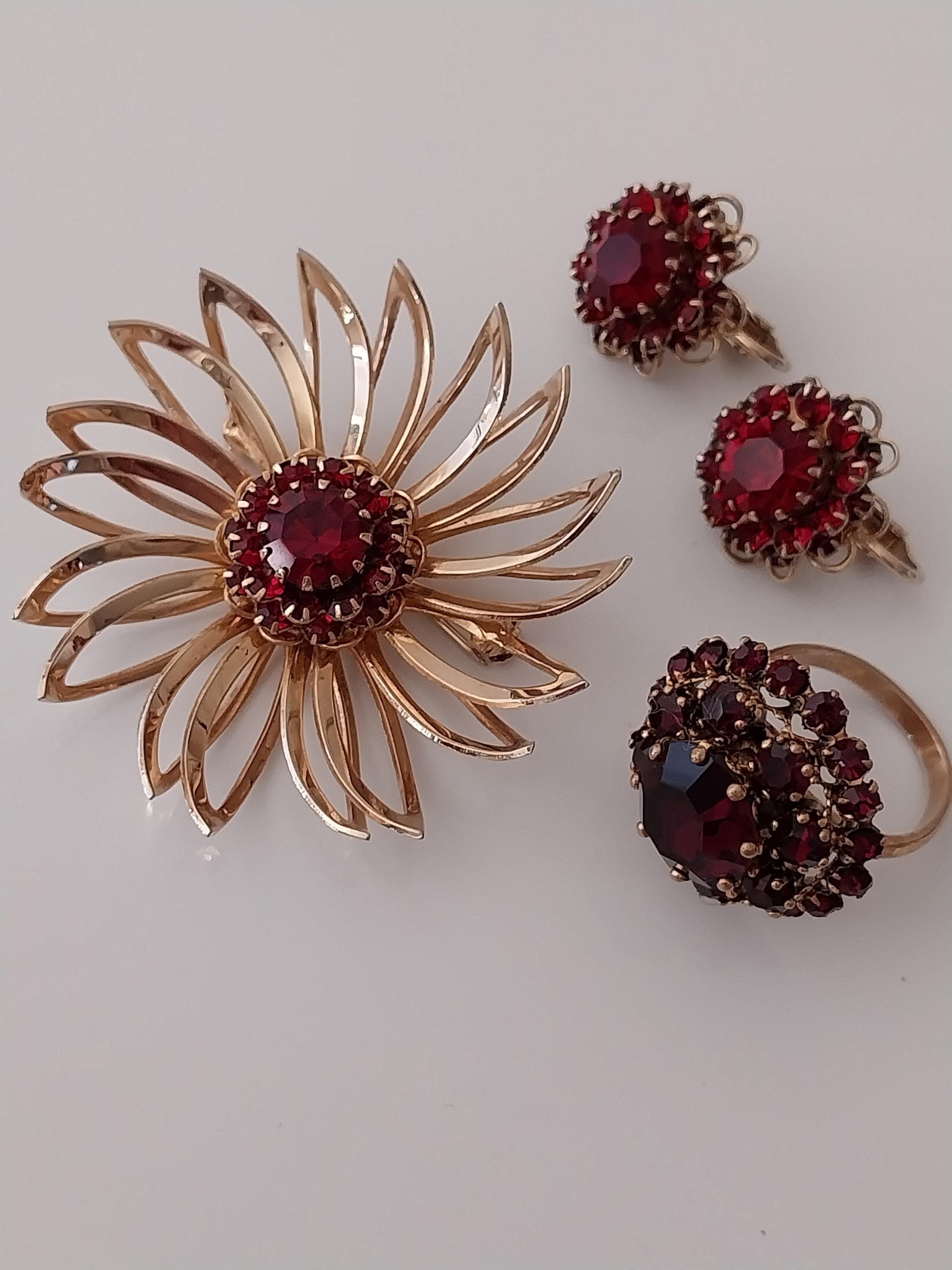1960s Sarah Coventry - Etsy 1960s Sarah Coventry - Etsy