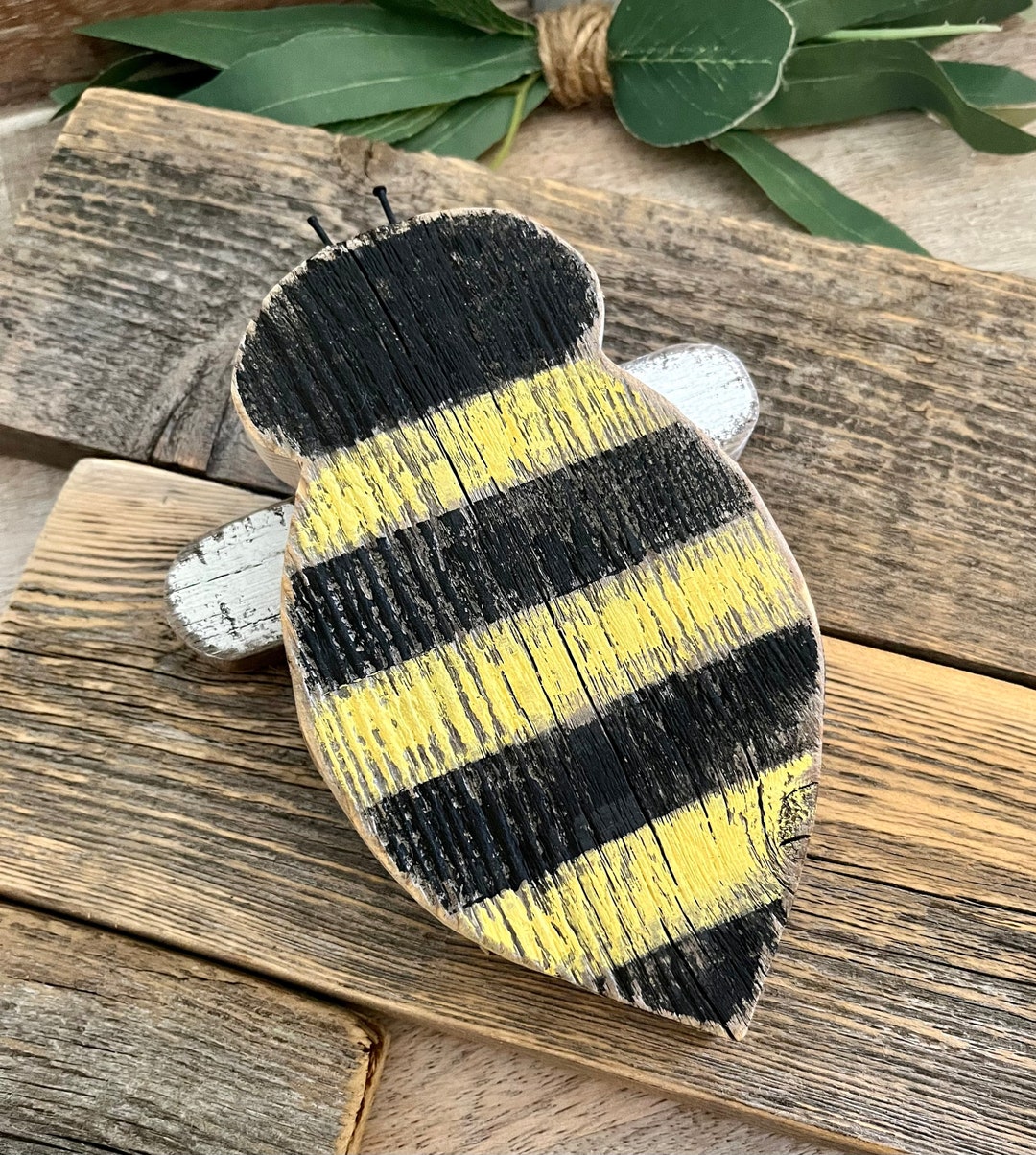Chunky Rustic WOOD BEE BUMBLEBEE Shelf Sitter Tiered Tray Decor Cottage ...