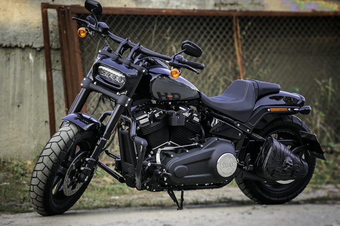 Motorcycle's Black Leather Swingarm Bag Skull Bob, Motorcycle's Leather ...