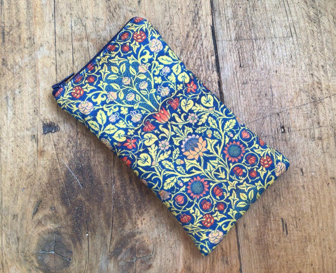 Handmade William Morris Violet and Columbine Print Fabric Padded ...