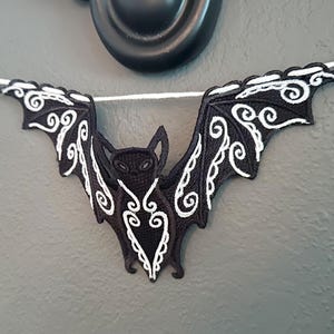 Freestanding Lace Hanging Bat - Machine Embroidery Design - Digital ...