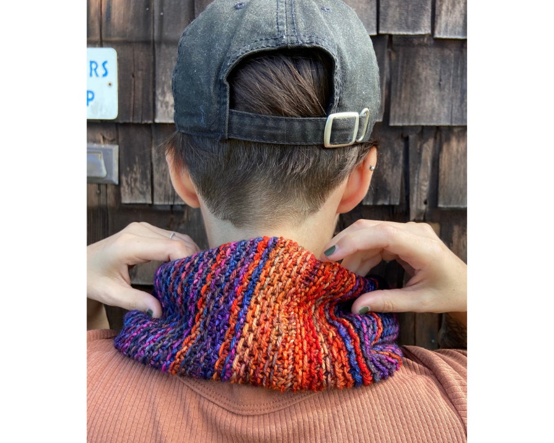 Knitting Pattern Warmth for Waiting Cowl - Etsy