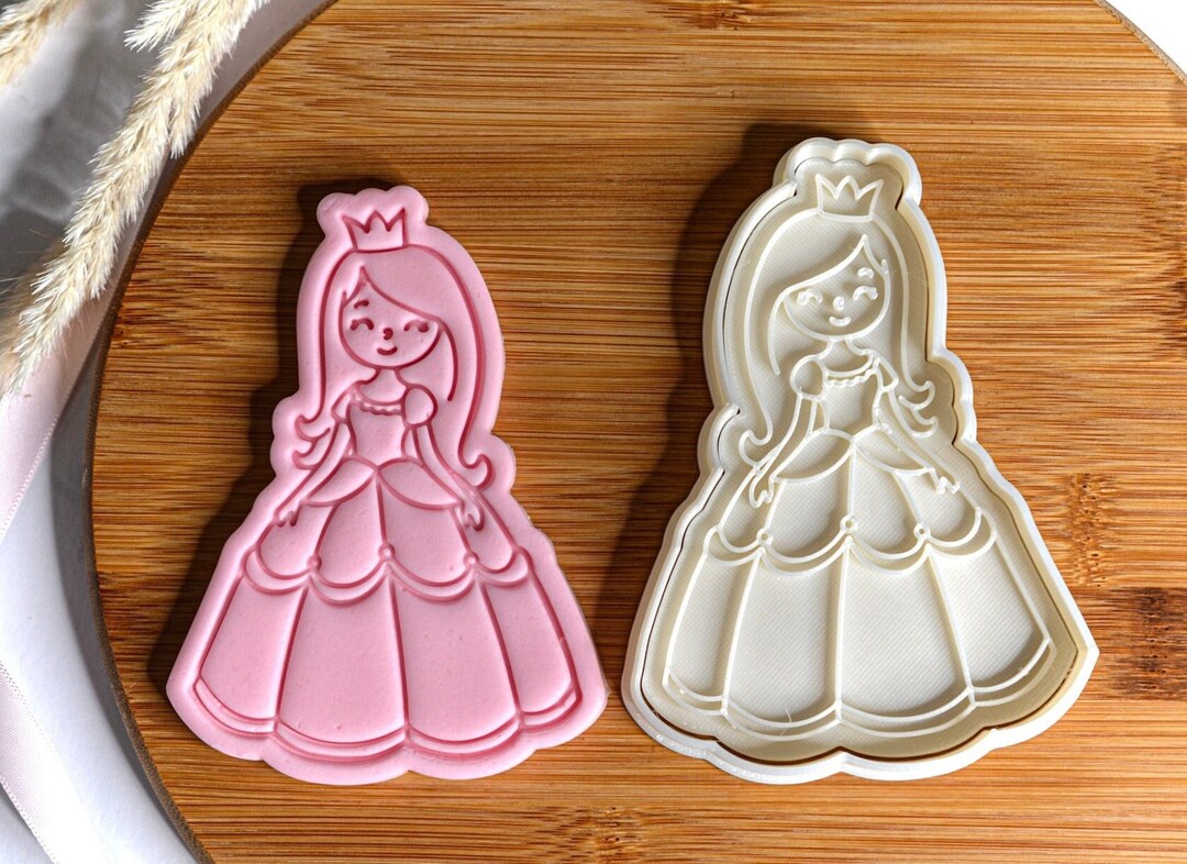 Princess Cookie Cutter + Stamp - Etsy