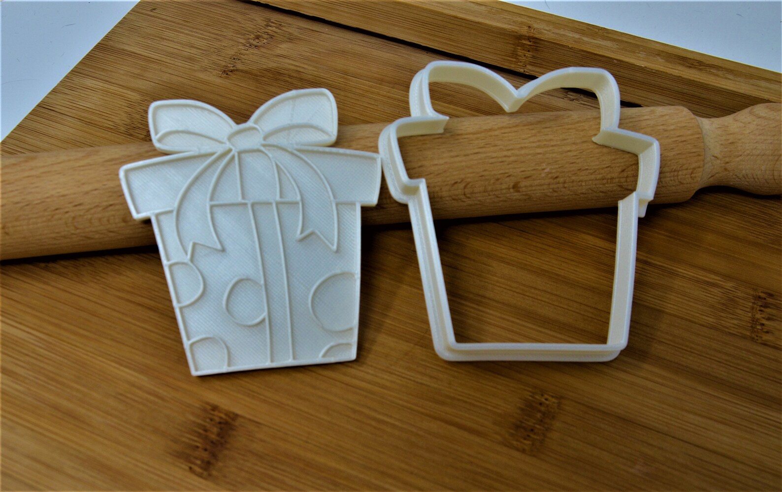 Christmas / Birthday Present Cookie Cutter + Stamp - Etsy