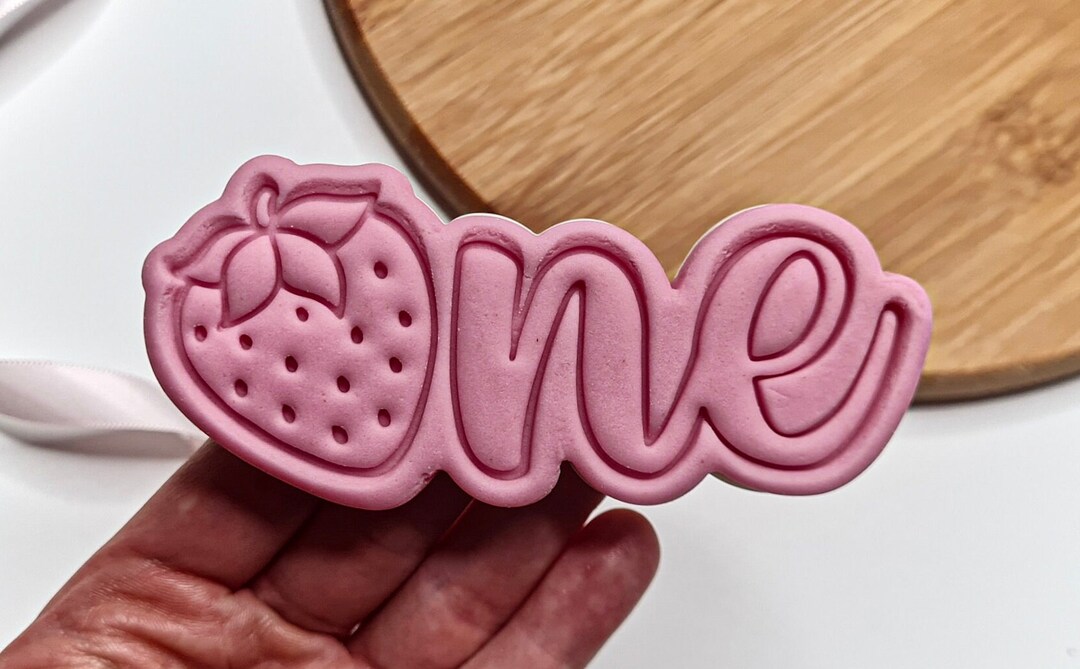 One Cookie Cutter + Stamp - Etsy