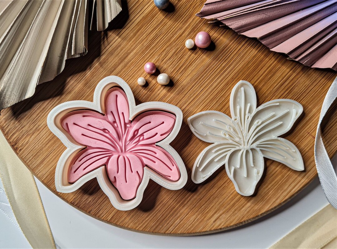 Flower Cookie Cutter + Stamp / Lilly Flower Cookie Cutter + Stamp - Etsy