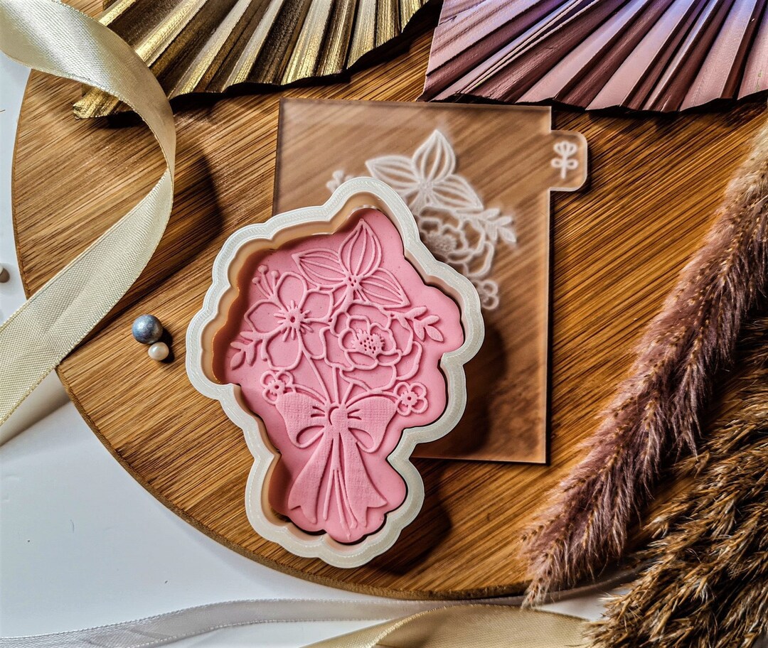 Flower Bouquet Cookie Cutter + Embosser - Etsy