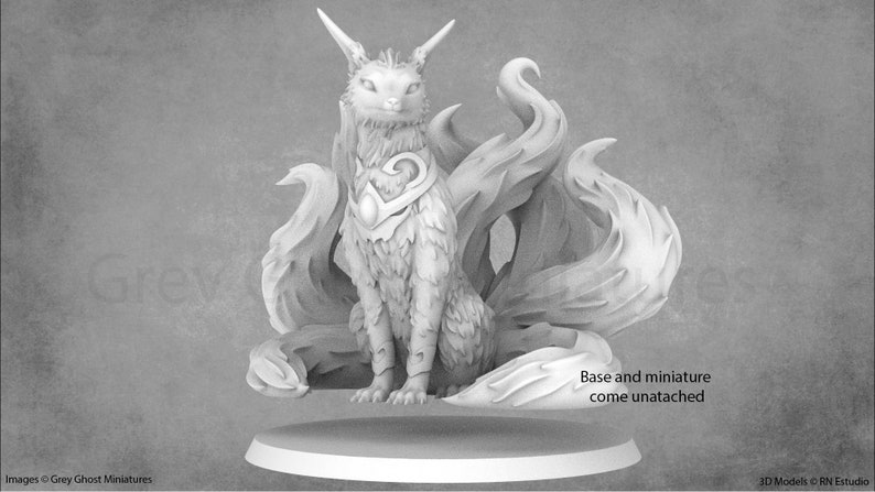 Kitsune Miniature | Multi-tailed Fox | 32mm Miniature | RN Estudio - Etsy