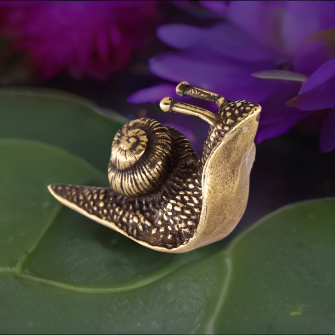 Mini Bronze Snail Figurine: Etched Desktop Decor - Etsy