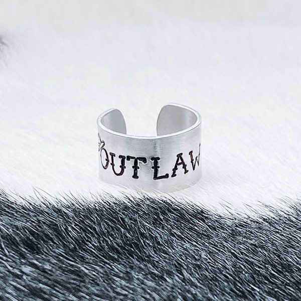 Outlaw Ring - Etsy