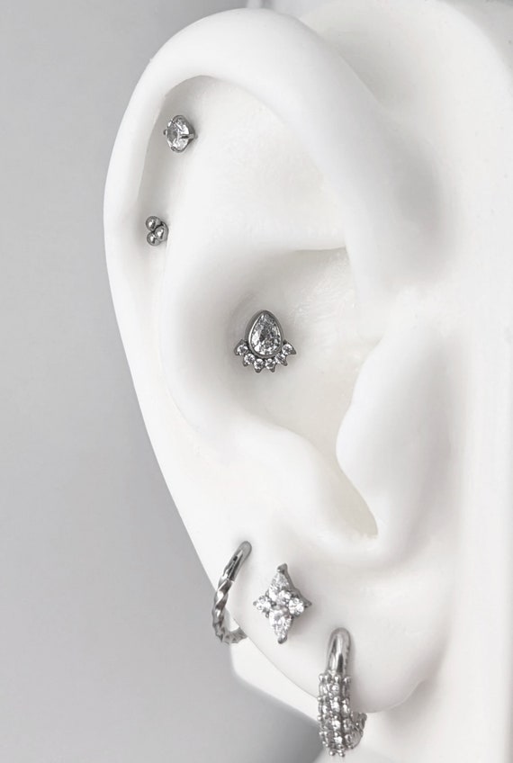 Threadless conch jewelry store