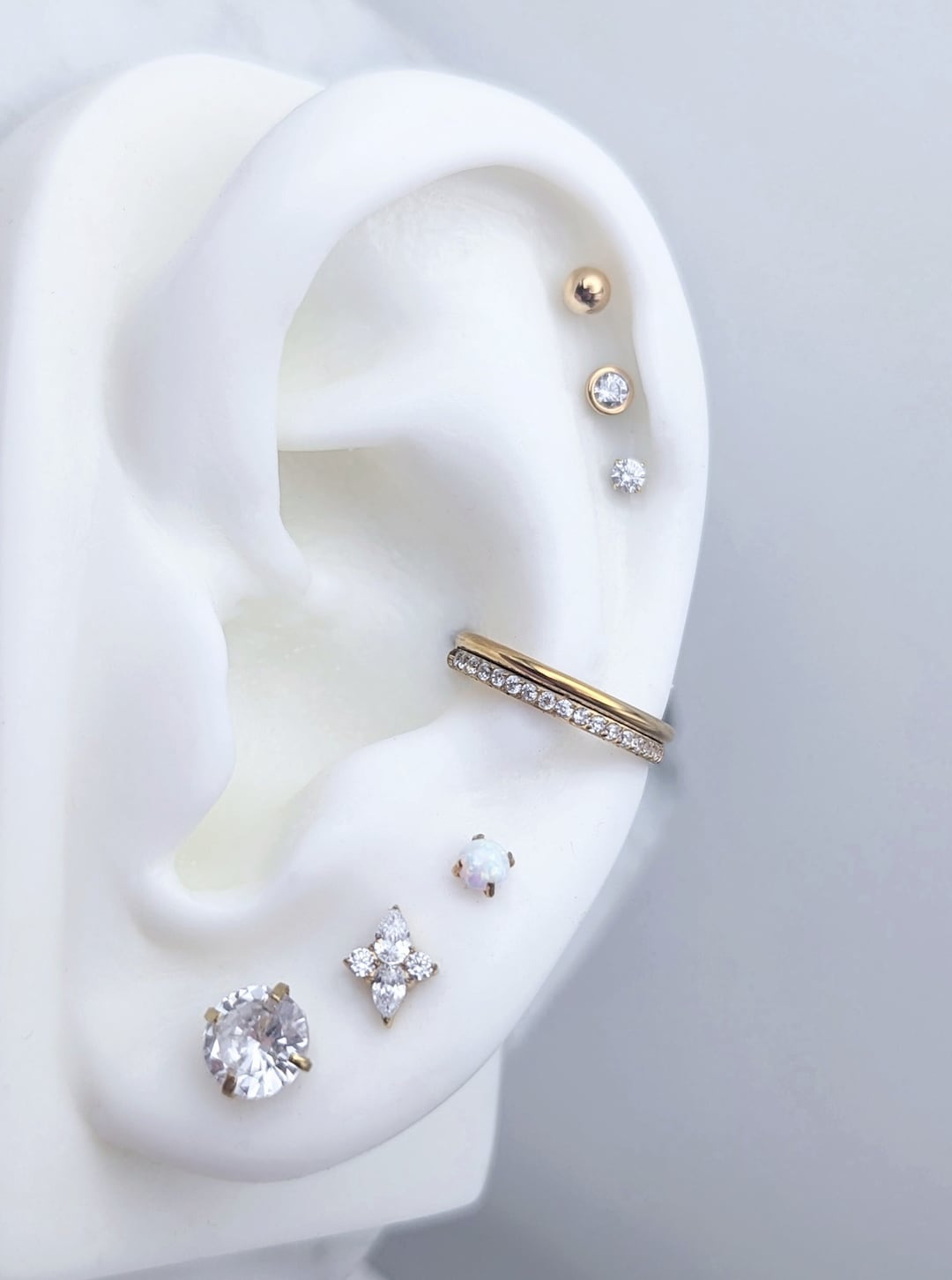 Double Hoop, G23 Titanium Conch Clicker Hoop, 10mm, 12mm Conch Hoop ...